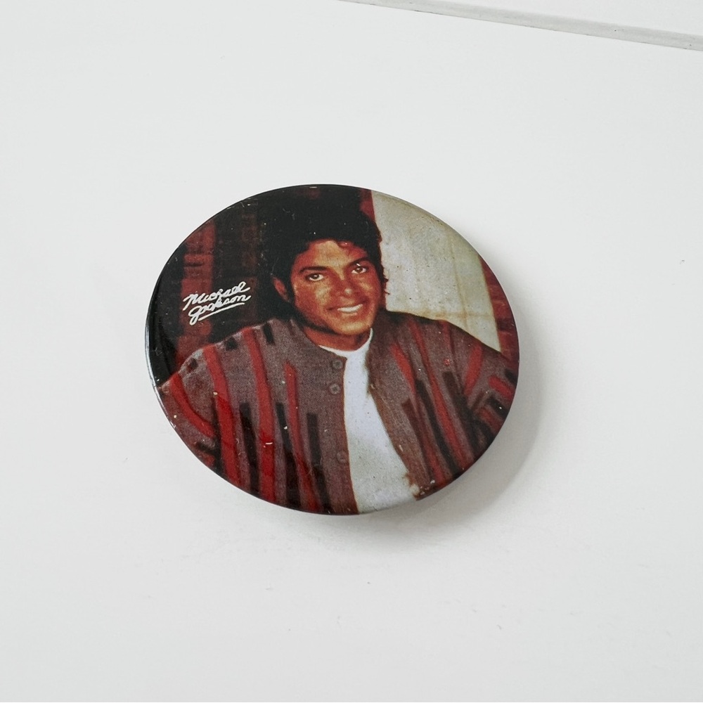 Michael Jackson Vintage Large Metal Button Pin - Gem